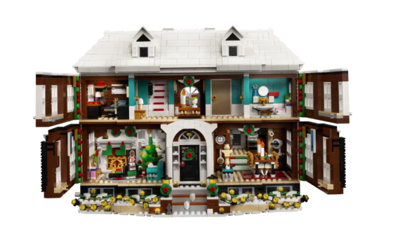 The LEGO Home Alone House Is So Freaking Cool!