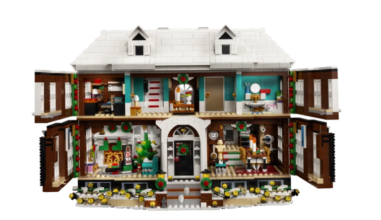 The LEGO Home Alone House Is So Freaking Cool!