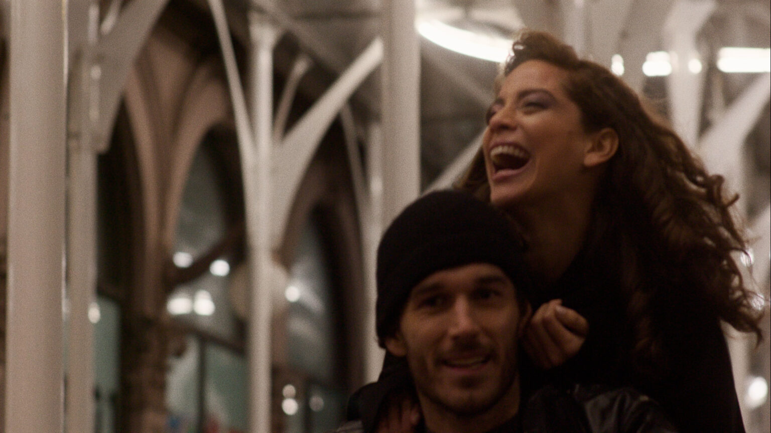 Katie Holmes And Julia Mayorga Talks About Rare Objects